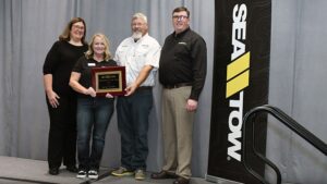 Sea Tow Big Bend awarded 2024 Franchise of the Year